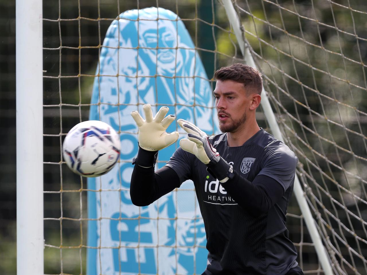 Alex Palmer: 'I’m pushing to be No.1' | West Bromwich Albion