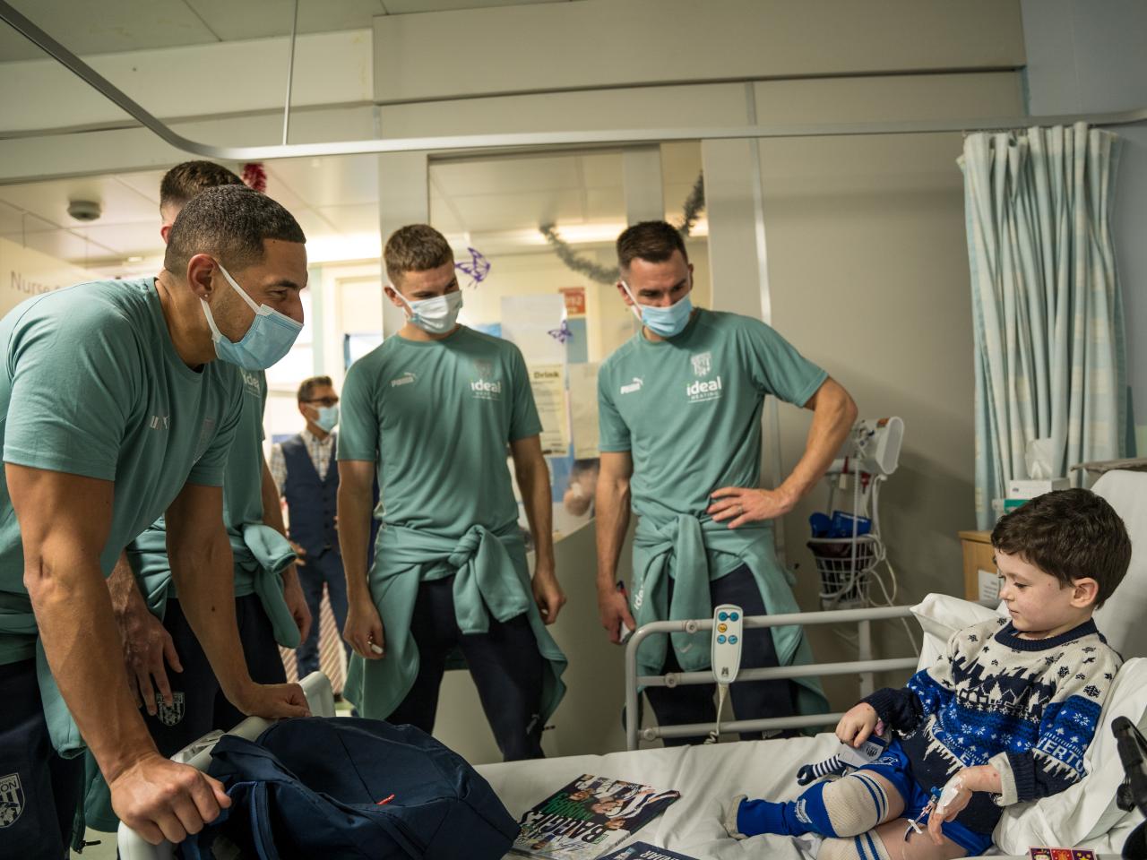 Albion players deliver festive cheer to young patients at Sandwell ...