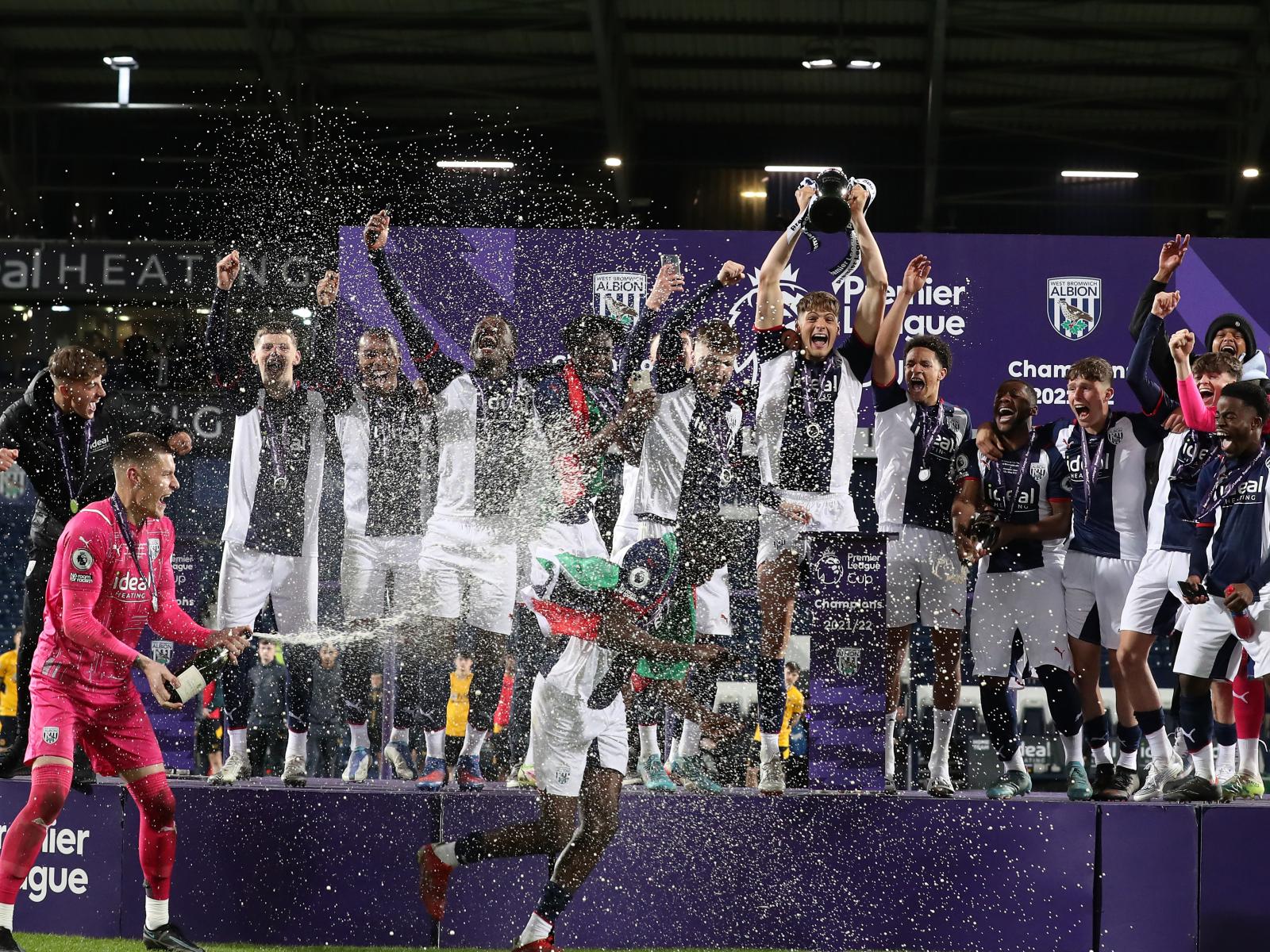 📸 GALLERY: Albion celebrate PL Cup success | West Bromwich Albion