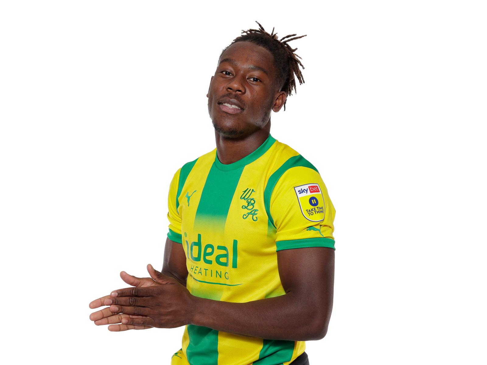 📸 GALLERY: Brandon Thomas-Asante becomes a Baggie | West Bromwich Albion