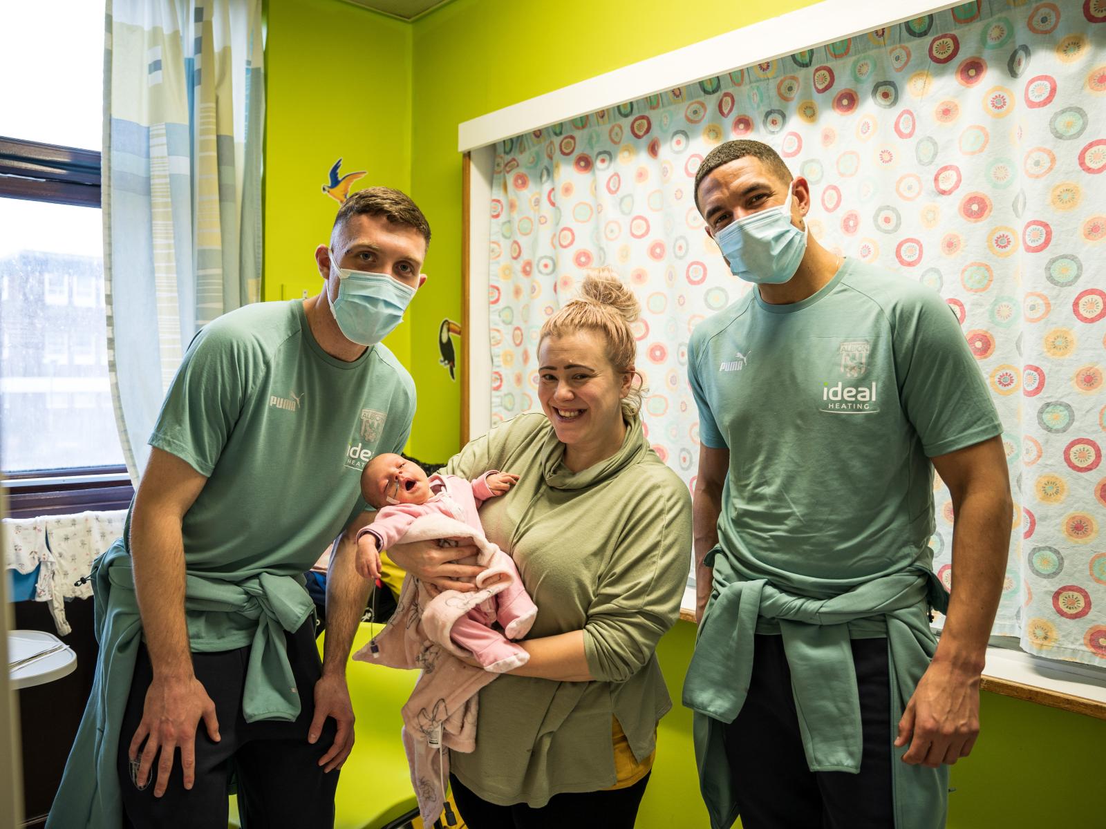 Albion players deliver festive cheer to young patients at Sandwell ...