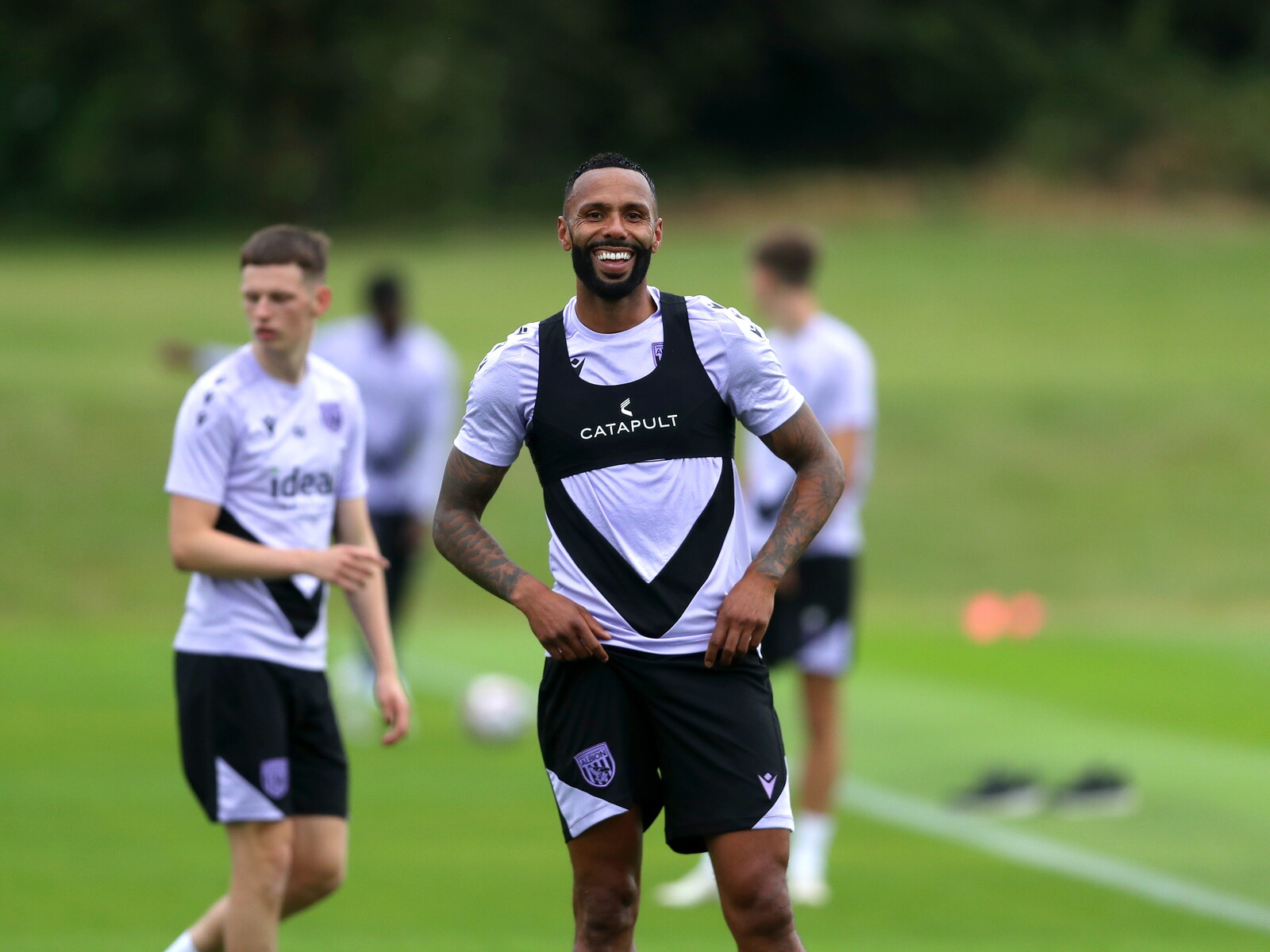 Kyle Bartley pens new Albion contract | West Bromwich Albion