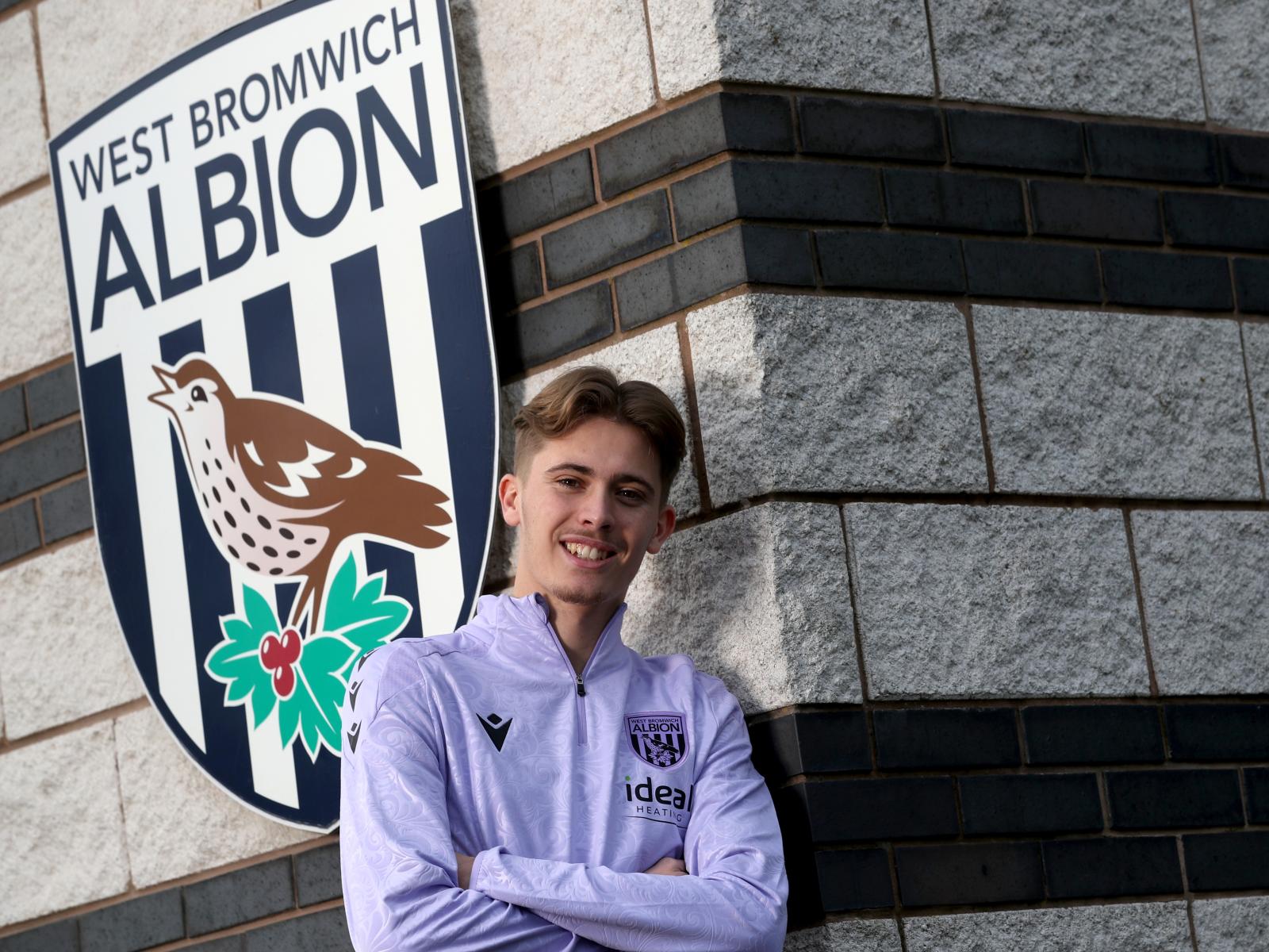 Albion complete Isaac Price signing | West Bromwich Albion