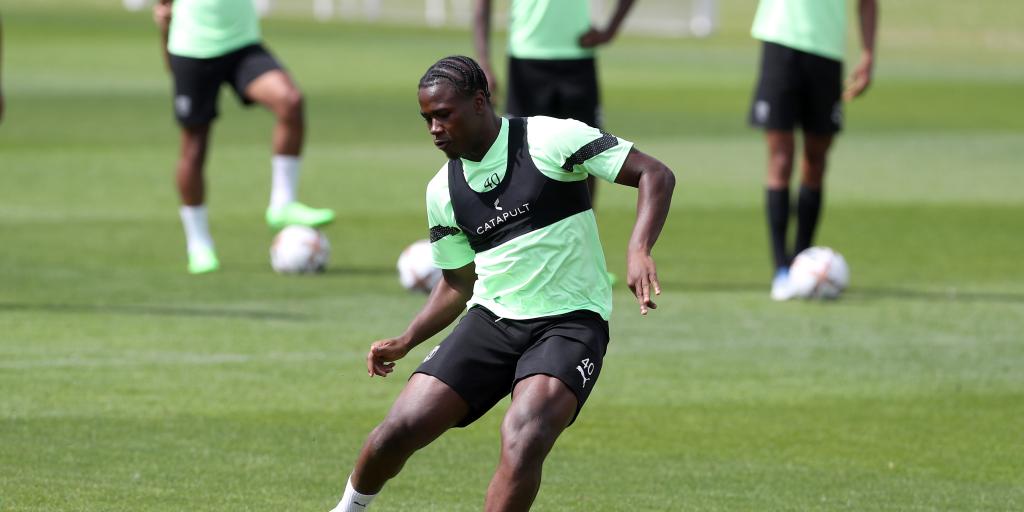 Cleary signs professional contract | West Bromwich Albion